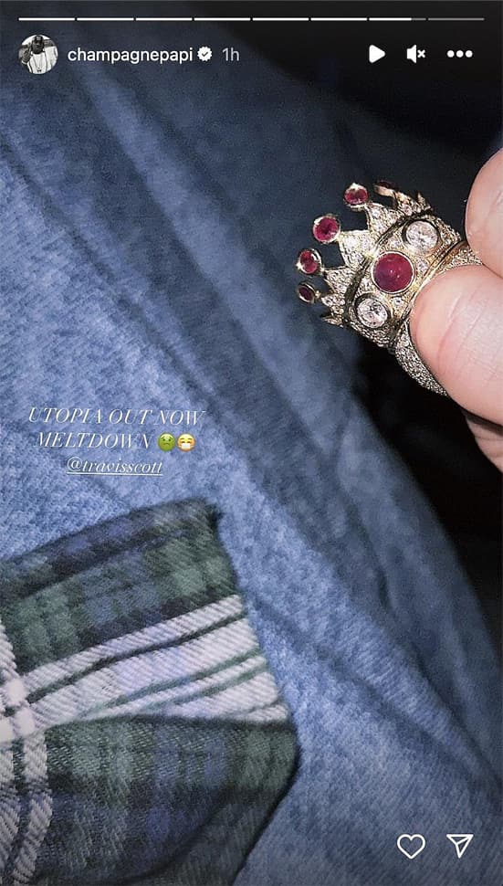 Tupac Shakur’s Crown Ring Sold For $1 Million, Bought By A Fellow Rapper, A Fan | Eyerys