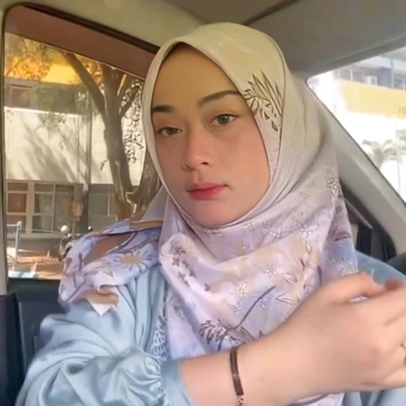 'Guru Salsa,' The Math Teacher Tricked Into Nude Dance By Fake Promises, But Her Video Leaked ...